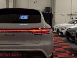 Pelēks Porsche Macan 2022 Viļņa, ar dzinēja tilpumu 2.93 L un nobraukumu 18 tūkst. km par 54900 €, foto 9 vietnē AUTOMOTO.COM.LV
