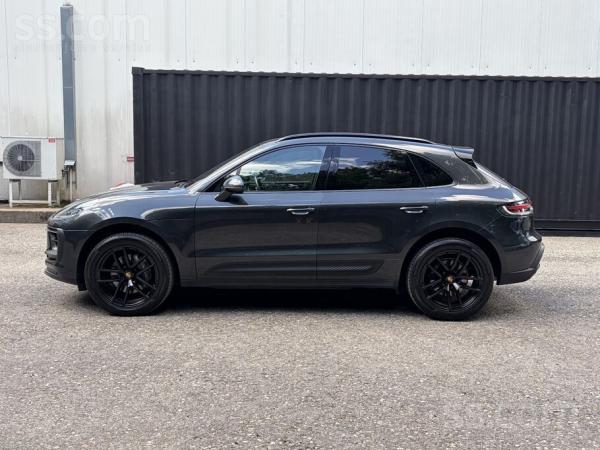 Grey Porsche Macan 2022 in Riga, with an engine capacity of 2.00 L and mileage of 73 thousand km for 48800 €, photo 3 on AUTOMOTO.COM.LV