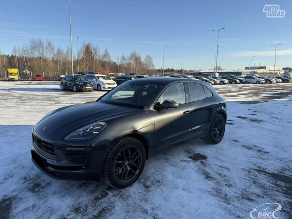 Grey Porsche Macan 2023 in Avizieniai, with an engine capacity of 2.00 L and mileage of 44 thousand km for 54900 €, photo 1 on AUTOMOTO.COM.LV