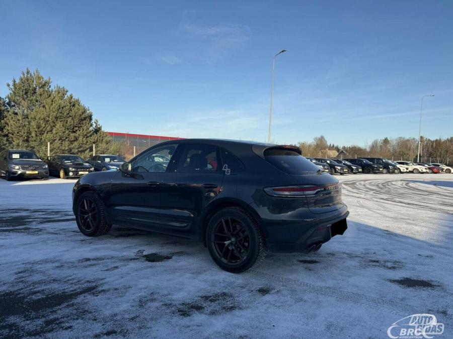 Grey Porsche Macan 2023 in Avizieniai, with an engine capacity of 2.00 L and mileage of 44 thousand km for 54900 €, photo 5 on AUTOMOTO.COM.LV