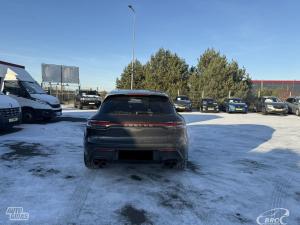 Grey Porsche Macan 2023 in Avizieniai, with an engine capacity of 2.00 L and mileage of 44 thousand km for 54900 €, photo 6 on AUTOMOTO.COM.LV