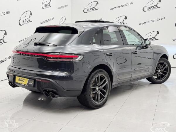 Grey Porsche Macan 2023 in Avizieniai, with an engine capacity of 2.00 L and mileage of 44 thousand km for 54900 €, photo 2 on AUTOMOTO.COM.LV