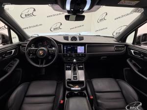 Pelēks Porsche Macan 2023 Avižieniai, ar dzinēja tilpumu 2.00 L un nobraukumu 44 tūkst. km par 54900 €, foto 3 vietnē AUTOMOTO.COM.LV