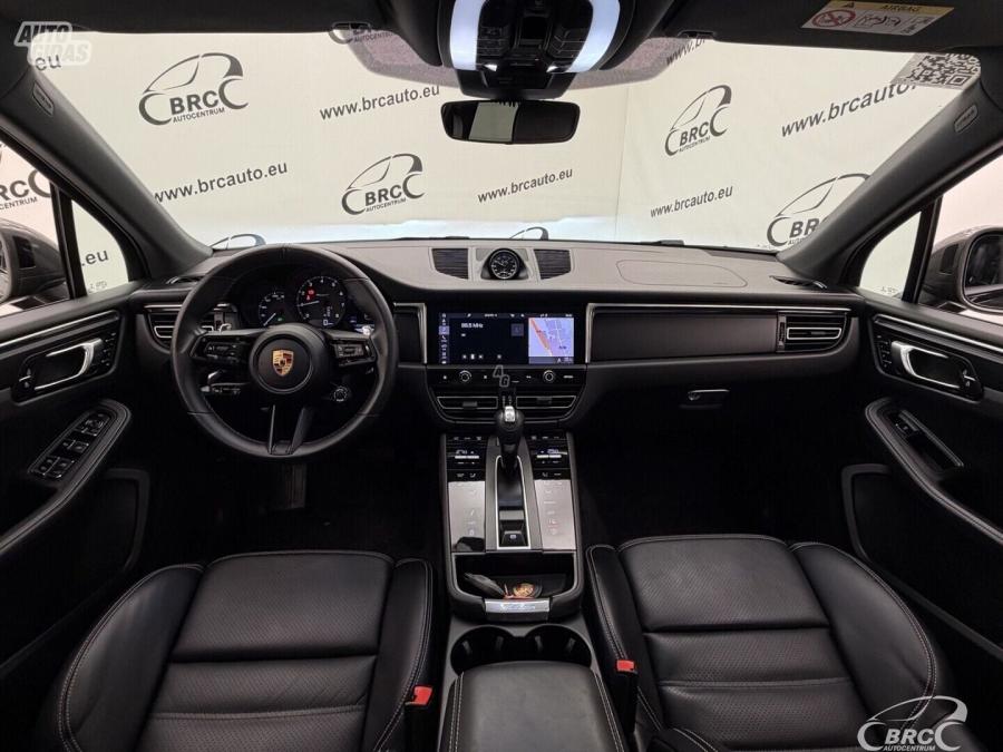 Pelēks Porsche Macan 2023 Avižieniai, ar dzinēja tilpumu 2.00 L un nobraukumu 44 tūkst. km par 54900 €, foto 3 vietnē AUTOMOTO.COM.LV