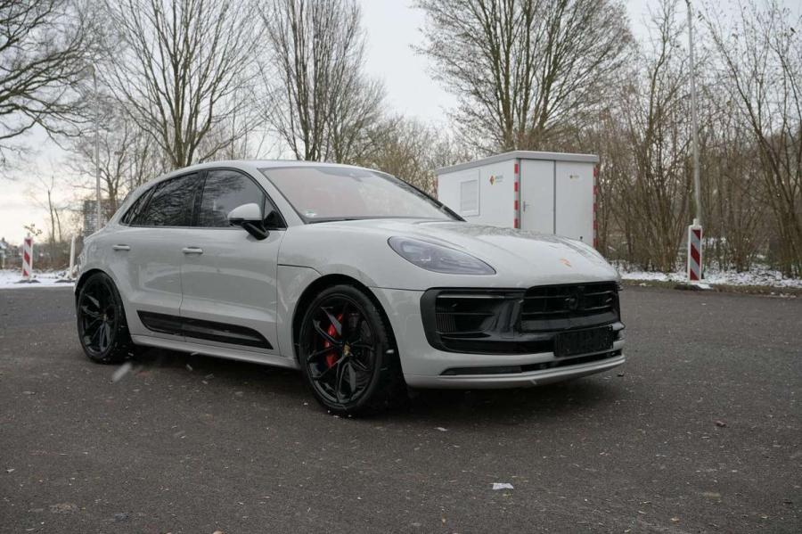 Pelēks Porsche Macan 2023 Kauņa, ar dzinēja tilpumu 2.89 L un nobraukumu 55 tūkst. km par 39500 €, foto 2 vietnē AUTOMOTO.COM.LV