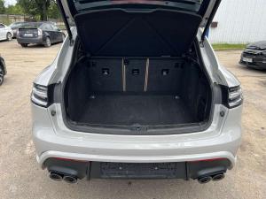 Grey Porsche Macan 2023 in Kaunas, with an engine capacity of 2.89 L and mileage of 56 thousand km for 39900 €, photo 21 on AUTOMOTO.COM.LV