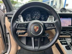 Grey Porsche Macan 2023 in Kaunas, with an engine capacity of 2.89 L and mileage of 56 thousand km for 39900 €, photo 37 on AUTOMOTO.COM.LV