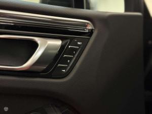 Pelēks Porsche Macan 2023 Viļņa, ar dzinēja tilpumu 2.99 L un nobraukumu 34 tūkst. km par 54900 €, foto 14 vietnē AUTOMOTO.COM.LV