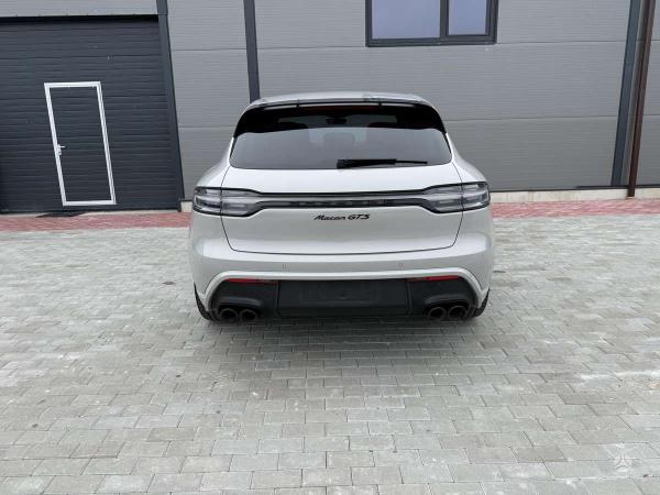 Grey Porsche Macan 2023 in Kaunas, with an engine capacity of 2.89 L and mileage of 76 thousand km for 68490 €, photo 6 on AUTOMOTO.COM.LV