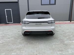 Grey Porsche Macan 2023 in Kaunas, with an engine capacity of 2.89 L and mileage of 76 thousand km for 68490 €, photo 7 on AUTOMOTO.COM.LV