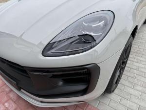 Grey Porsche Macan 2023 in Kaunas, with an engine capacity of 2.89 L and mileage of 76 thousand km for 68490 €, photo 27 on AUTOMOTO.COM.LV