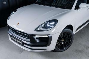 Grey Porsche Macan 2023 in Vilnius, with an engine capacity of 2.99 L and mileage of 76 thousand km for 72000 €, photo 8 on AUTOMOTO.COM.LV