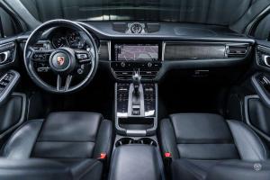 Grey Porsche Macan 2023 in Vilnius, with an engine capacity of 2.99 L and mileage of 76 thousand km for 72000 €, photo 21 on AUTOMOTO.COM.LV