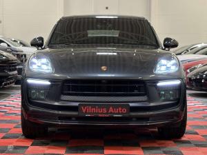 Grey Porsche Macan 2023 in Vilnius, with an engine capacity of 2.99 L and mileage of 34 thousand km for 54790 €, photo 3 on AUTOMOTO.COM.LV