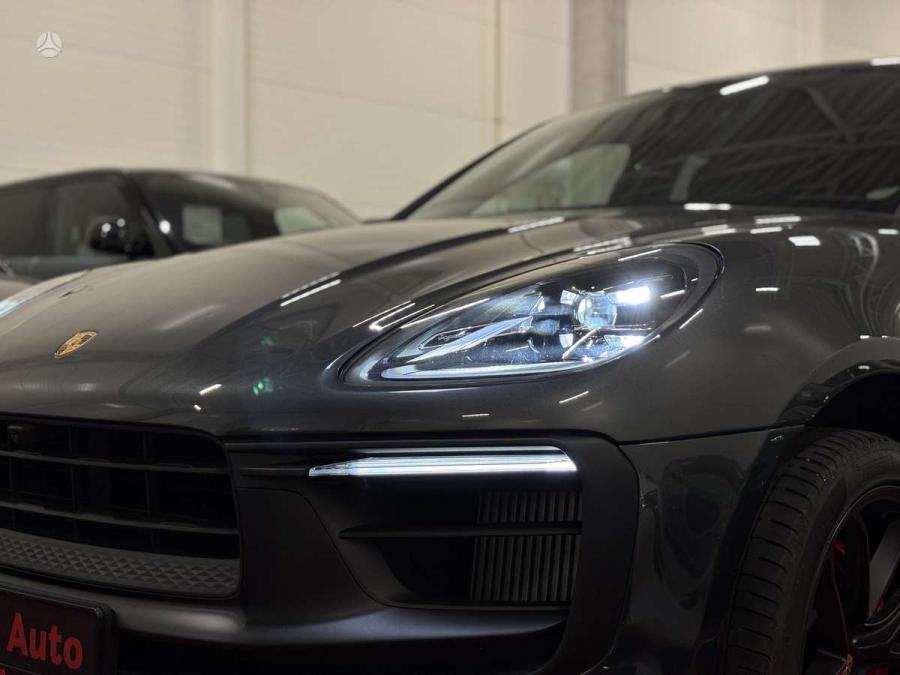 Grey Porsche Macan 2023 in Vilnius, with an engine capacity of 2.99 L and mileage of 34 thousand km for 54790 €, photo 8 on AUTOMOTO.COM.LV