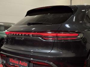 Grey Porsche Macan 2023 in Vilnius, with an engine capacity of 2.99 L and mileage of 34 thousand km for 54790 €, photo 9 on AUTOMOTO.COM.LV