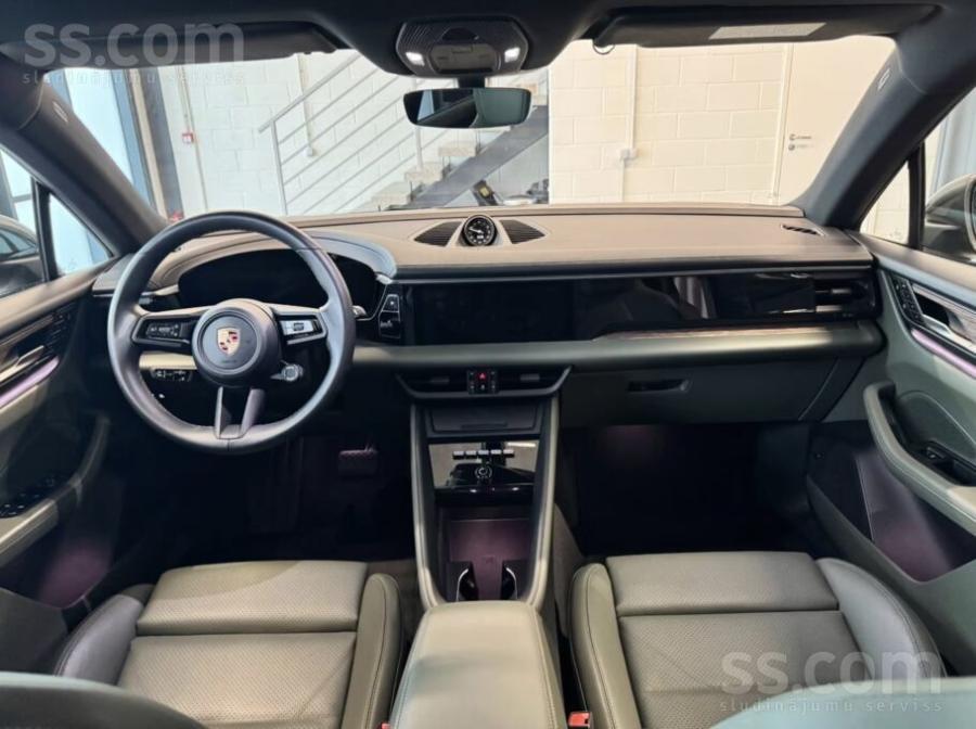 Grey Porsche Macan 2024 in Tallinn, with an engine capacity of 3.00 L and mileage of 24 thousand km for 79990 €, photo 9 on AUTOMOTO.COM.LV
