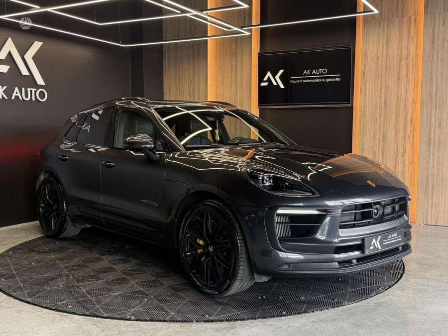 Grey Porsche Macan 2024 in Kaunas, with an engine capacity of 2.89 L and mileage of 24 thousand km for 62490 €, photo 3 on AUTOMOTO.COM.LV