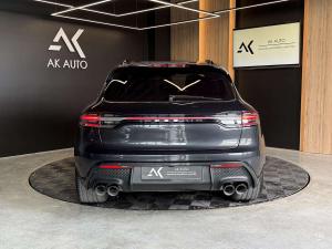 Grey Porsche Macan 2024 in Kaunas, with an engine capacity of 2.89 L and mileage of 24 thousand km for 62490 €, photo 11 on AUTOMOTO.COM.LV