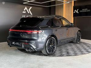 Grey Porsche Macan 2024 in Kaunas, with an engine capacity of 2.89 L and mileage of 24 thousand km for 62490 €, photo 13 on AUTOMOTO.COM.LV