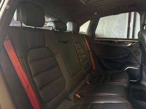 Grey Porsche Macan 2024 in Kaunas, with an engine capacity of 2.89 L and mileage of 24 thousand km for 62490 €, photo 21 on AUTOMOTO.COM.LV