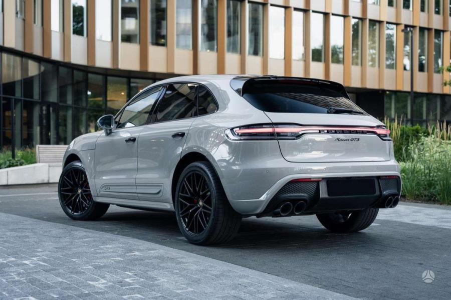 Grey Porsche Macan 2024 in Vilnius, with an engine capacity of 2.89 L and mileage of 57 thousand km for 68900 €, photo 8 on AUTOMOTO.COM.LV