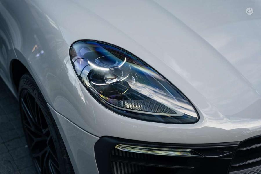 Grey Porsche Macan 2024 in Vilnius, with an engine capacity of 2.89 L and mileage of 57 thousand km for 68900 €, photo 11 on AUTOMOTO.COM.LV