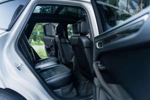 Grey Porsche Macan 2024 in Vilnius, with an engine capacity of 2.89 L and mileage of 57 thousand km for 68900 €, photo 15 on AUTOMOTO.COM.LV