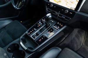Grey Porsche Macan 2024 in Vilnius, with an engine capacity of 2.89 L and mileage of 57 thousand km for 68900 €, photo 25 on AUTOMOTO.COM.LV