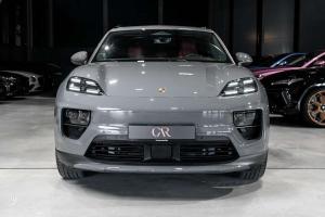 Pelēks Porsche Macan 2025 Rīga, ar dzinēja tilpumu 0.00 L un nobraukumu 8 tūkst. km par 82280 €, foto 3 vietnē AUTOMOTO.COM.LV