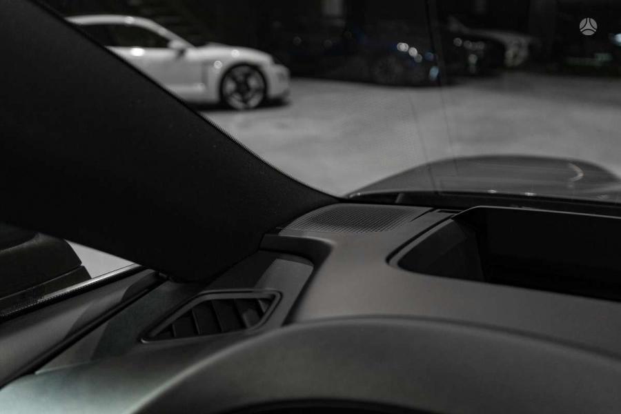 Pelēks Porsche Macan 2025 Rīga, ar dzinēja tilpumu 0.00 L un nobraukumu 8 tūkst. km par 82280 €, foto 23 vietnē AUTOMOTO.COM.LV