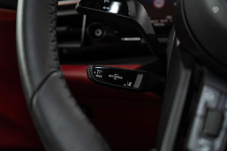 Pelēks Porsche Macan 2025 Rīga, ar dzinēja tilpumu 0.00 L un nobraukumu 8 tūkst. km par 82280 €, foto 26 vietnē AUTOMOTO.COM.LV