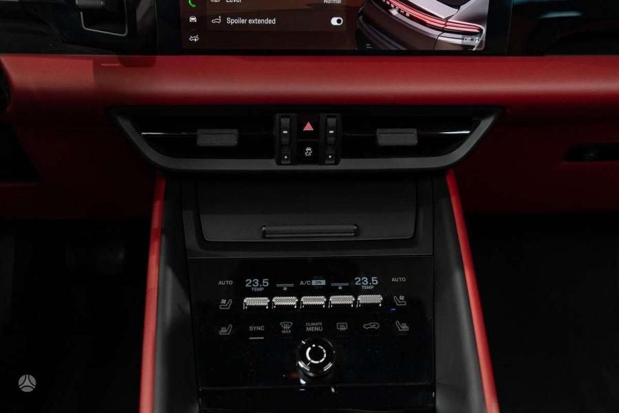Pelēks Porsche Macan 2025 Rīga, ar dzinēja tilpumu 0.00 L un nobraukumu 8 tūkst. km par 82280 €, foto 37 vietnē AUTOMOTO.COM.LV