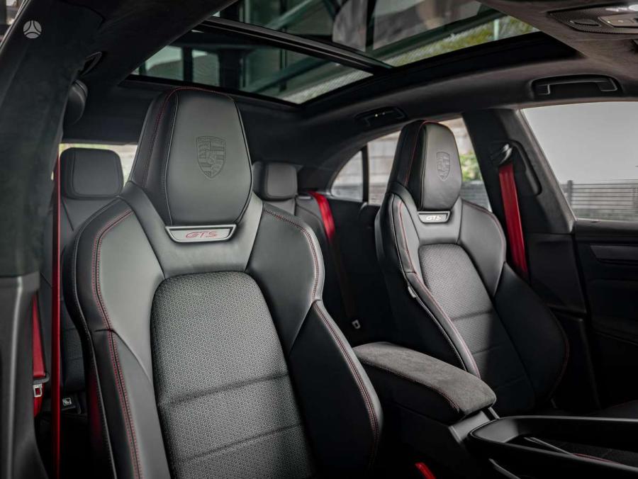 Grey Porsche Macan 2026 in Klaipeda, with an engine capacity of 0.00 L and mileage of 0 thousand km for 136240 €, photo 31 on AUTOMOTO.COM.LV