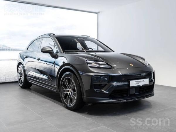 Pelēks Porsche Macan 2026 Rīga, ar dzinēja tilpumu 3.00 L un nobraukumu 14 tūkst. km par 89900 €, foto 8 vietnē AUTOMOTO.COM.LV
