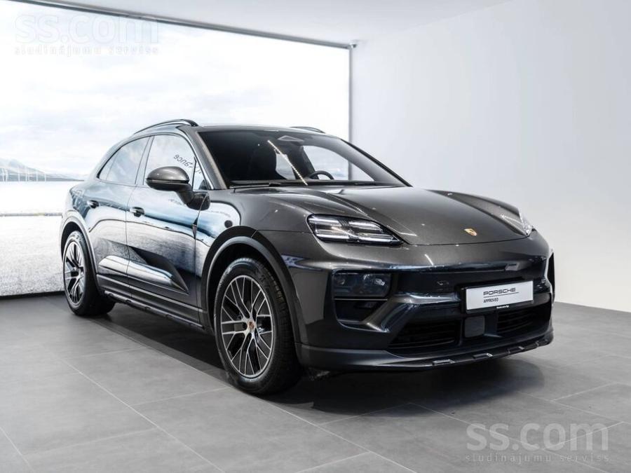 Pelēks Porsche Macan 2026 Rīga, ar dzinēja tilpumu 3.00 L un nobraukumu 14 tūkst. km par 89900 €, foto 8 vietnē AUTOMOTO.COM.LV