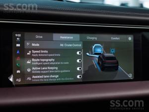 Pelēks Porsche Macan 2026 Rīga, ar dzinēja tilpumu 3.00 L un nobraukumu 14 tūkst. km par 89900 €, foto 21 vietnē AUTOMOTO.COM.LV