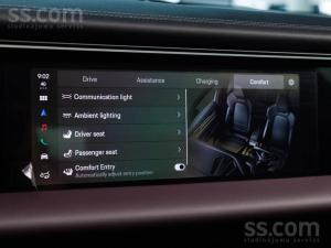Pelēks Porsche Macan 2026 Rīga, ar dzinēja tilpumu 3.00 L un nobraukumu 14 tūkst. km par 89900 €, foto 25 vietnē AUTOMOTO.COM.LV