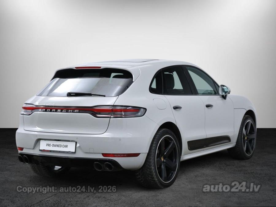 Grey Porsche Macan 2019 in Tallinn, with an engine capacity of 2.00 L and mileage of 118 thousand km for 49900 €, photo 4 on AUTOMOTO.COM.LV