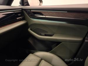 Pelēks Porsche Macan 2024 Tallina, ar dzinēja tilpumu 0.00 L un nobraukumu 23 tūkst. km par 82900 €, foto 10 vietnē AUTOMOTO.COM.LV