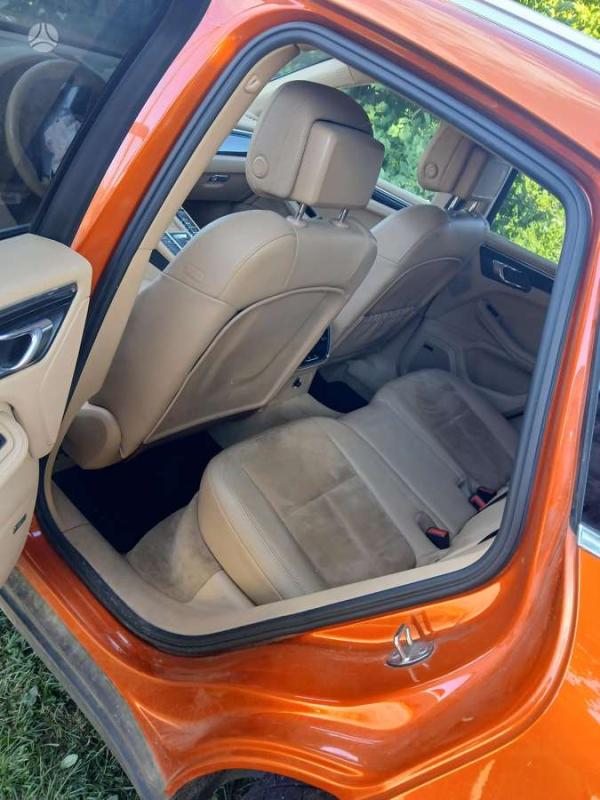 Oranžs Porsche Macan 2016 Viļņa, ar dzinēja tilpumu 3.00 L un nobraukumu 134 tūkst. km par 10500 €, foto 8 vietnē AUTOMOTO.COM.LV