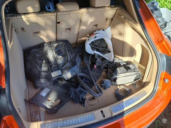 Oranžs Porsche Macan 2016 Viļņa, ar dzinēja tilpumu 3.00 L un nobraukumu 134 tūkst. km par 10500 €, foto 9 vietnē AUTOMOTO.COM.LV