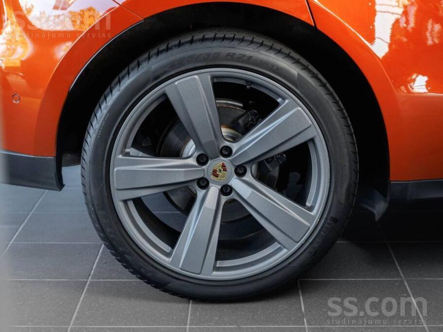Oranžs Porsche Macan 2022 Rīga, ar dzinēja tilpumu 2.00 L un nobraukumu 78 tūkst. km par 49900 €, foto 18 vietnē AUTOMOTO.COM.LV
