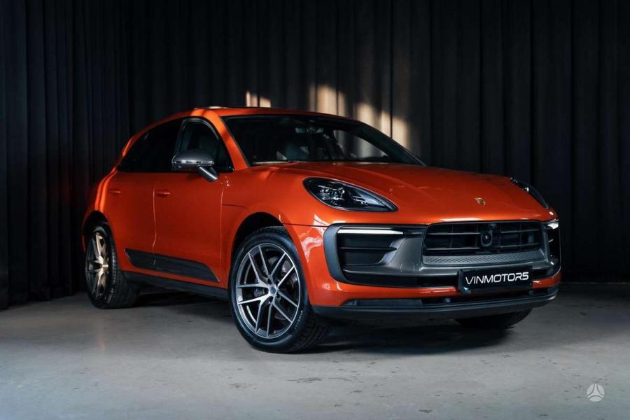 Orange Porsche Macan 2024 in Vilnius, with an engine capacity of 1.98 L and mileage of 10 thousand km for 51900 €, photo 3 on AUTOMOTO.COM.LV