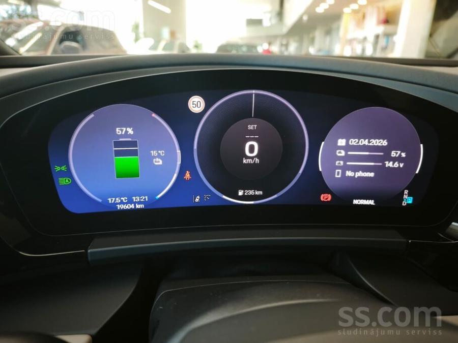 Оранжевый Порше Масан 2025 в Рига, объемом двигателя 0.00 л и пробегом 20 тыс. км за 75900 €, фото 19 на AUTOMOTO.COM.LV