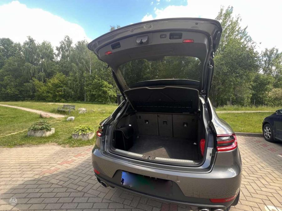 Sarkans Porsche Macan 2014 Viļņa, ar dzinēja tilpumu 2.97 L un nobraukumu 248 tūkst. km par 17000 €, foto 6 vietnē AUTOMOTO.COM.LV