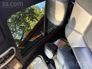 Red Porsche Macan 2015 in Riga, with an engine capacity of 3.00 L and mileage of 116 thousand km for 31990 €, photo 13 on AUTOMOTO.COM.LV