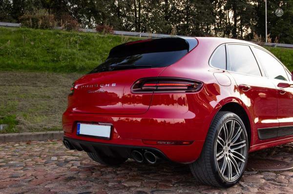 Sarkans Porsche Macan 2017 Alīta, ar dzinēja tilpumu 3.60 L un nobraukumu 45 tūkst. km par 39500 €, foto 8 vietnē AUTOMOTO.COM.LV