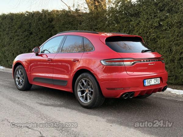 Sarkans Porsche Macan 2019 Tallina, ar dzinēja tilpumu 3.00 L un nobraukumu 82 tūkst. km par 50900 €, foto 2 vietnē AUTOMOTO.COM.LV