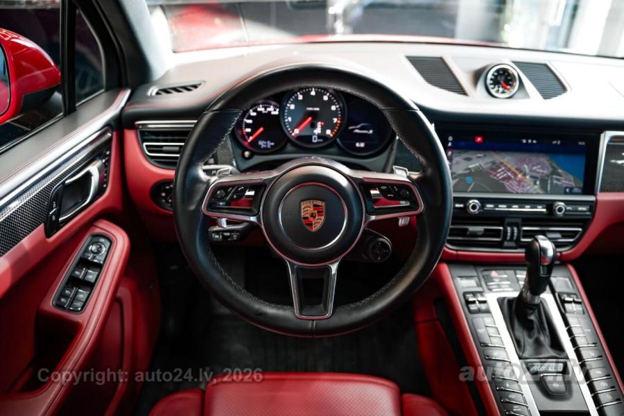 Red Porsche Macan 2019 in Tallinn, with an engine capacity of 3.00 L and mileage of 83 thousand km for 52900 €, photo 9 on AUTOMOTO.COM.LV